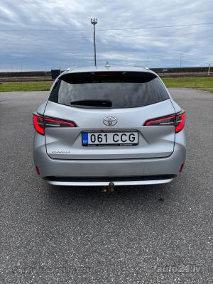 Grey Toyota Corolla 2020 in Tallinn, with an engine capacity of 1.20 L and mileage of 101 thousand km for 15700 €, photo 6 on AUTOMOTO.COM.LV