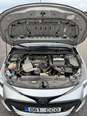 Grey Toyota Corolla 2020 in Tallinn, with an engine capacity of 1.20 L and mileage of 101 thousand km for 15700 €, photo 9 on AUTOMOTO.COM.LV