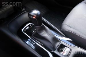Grey Toyota Corolla 2020 in Riga, with an engine capacity of 2.00 L and mileage of 105 thousand km for 19490 €, photo 18 on AUTOMOTO.COM.LV