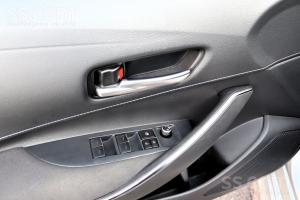 Grey Toyota Corolla 2020 in Riga, with an engine capacity of 2.00 L and mileage of 105 thousand km for 19490 €, photo 21 on AUTOMOTO.COM.LV