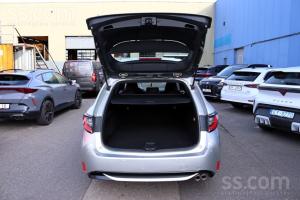 Grey Toyota Corolla 2020 in Riga, with an engine capacity of 2.00 L and mileage of 105 thousand km for 19490 €, photo 28 on AUTOMOTO.COM.LV