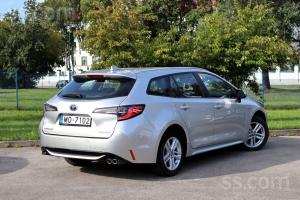 Grey Toyota Corolla 2020 in Riga, with an engine capacity of 2.00 L and mileage of 105 thousand km for 19490 €, photo 30 on AUTOMOTO.COM.LV