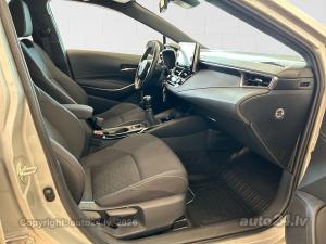 Pelēks Toyota Corolla 2020 Pērnava, ar dzinēja tilpumu 1.20 L un nobraukumu 85 tūkst. km par 14700 €, foto 7 vietnē AUTOMOTO.COM.LV