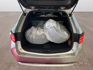Pelēks Toyota Corolla 2020 Pērnava, ar dzinēja tilpumu 1.20 L un nobraukumu 85 tūkst. km par 14700 €, foto 11 vietnē AUTOMOTO.COM.LV