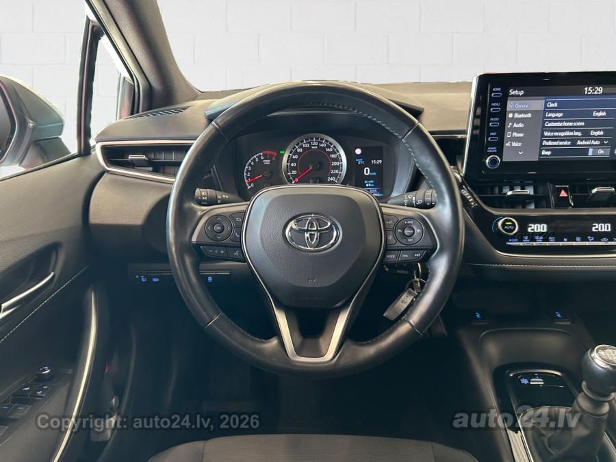 Pelēks Toyota Corolla 2020 Pērnava, ar dzinēja tilpumu 1.20 L un nobraukumu 85 tūkst. km par 14700 €, foto 13 vietnē AUTOMOTO.COM.LV