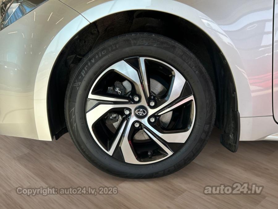 Pelēks Toyota Corolla 2020 Pērnava, ar dzinēja tilpumu 1.20 L un nobraukumu 85 tūkst. km par 14700 €, foto 17 vietnē AUTOMOTO.COM.LV