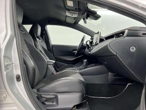 Grey Toyota Corolla 2020 in Vilnius, with an engine capacity of 1.80 L and mileage of 96 thousand km for 20900 €, photo 7 on AUTOMOTO.COM.LV