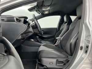Grey Toyota Corolla 2020 in Vilnius, with an engine capacity of 1.80 L and mileage of 96 thousand km for 20900 €, photo 12 on AUTOMOTO.COM.LV
