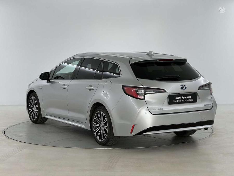 Grey Toyota Corolla 2020 in Vilnius, with an engine capacity of 1.80 L and mileage of 96 thousand km for 20900 €, photo 18 on AUTOMOTO.COM.LV
