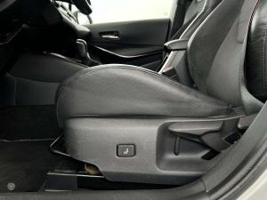 Grey Toyota Corolla 2020 in Vilnius, with an engine capacity of 1.80 L and mileage of 96 thousand km for 20900 €, photo 40 on AUTOMOTO.COM.LV