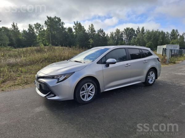 Серый Тойота Королла 2020 в Рига, объемом двигателя 1.80 л и пробегом 160 тыс. км за 16800 €, фото 1 на AUTOMOTO.COM.LV