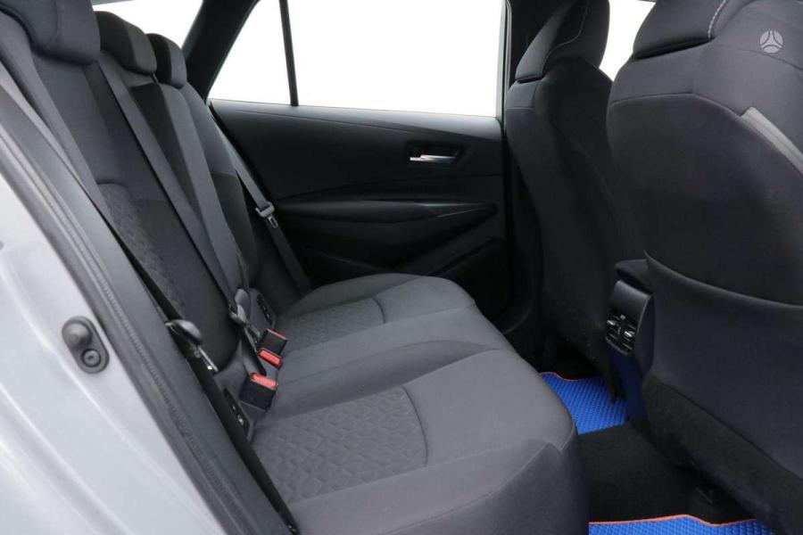 Pelēks Toyota Corolla 2020 Viļņa, ar dzinēja tilpumu 1.20 L un nobraukumu 115 tūkst. km par 14900 €, foto 11 vietnē AUTOMOTO.COM.LV