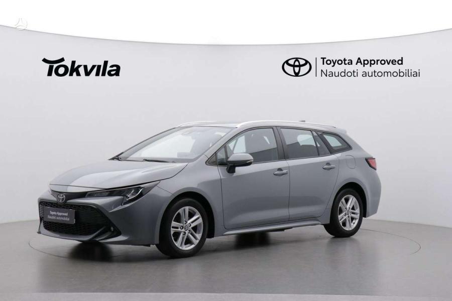 Grey Toyota Corolla 2020 in Vilnius, with an engine capacity of 1.20 L and mileage of 115 thousand km for 14900 €, photo 1 on AUTOMOTO.COM.LV