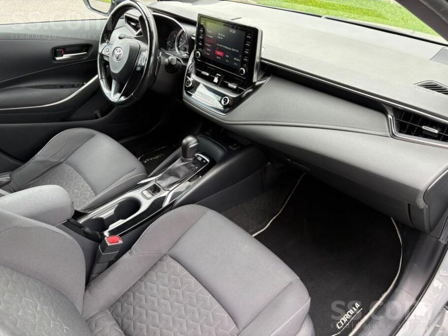 Pelēks Toyota Corolla 2020 Rīga, ar dzinēja tilpumu 2.00 L un nobraukumu 116 tūkst. km par 19500 €, foto 13 vietnē AUTOMOTO.COM.LV