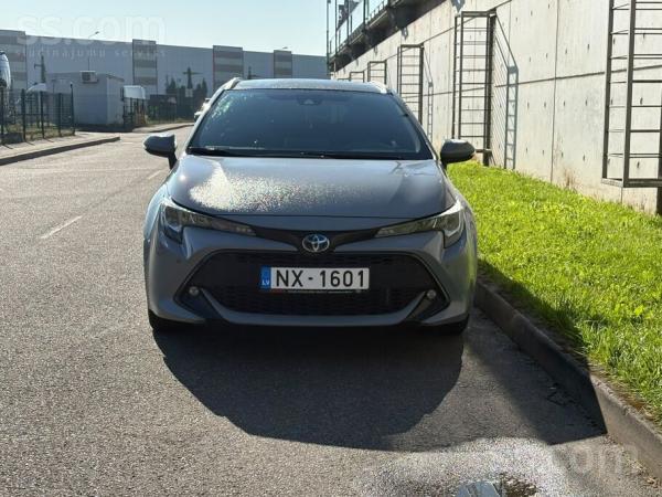 Toyota Corolla 2020 Rīga vietnē Pelēks Toyota Corolla 2020 Rīga, ar dzinēja tilpumu 2.00 L un nobraukumu 116 tūkst. km par 19500 €, foto 5 vietnē AUTOMOTO.COM.LV