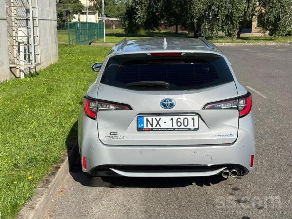Toyota Corolla 2020 Rīga vietnē Pelēks Toyota Corolla 2020 Rīga, ar dzinēja tilpumu 2.00 L un nobraukumu 116 tūkst. km par 19500 €, foto 9 vietnē AUTOMOTO.COM.LV