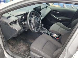 Pelēks Toyota Corolla 2020 Viļņa, ar dzinēja tilpumu 1.80 L un nobraukumu 121 tūkst. km par 15900 €, foto 6 vietnē AUTOMOTO.COM.LV