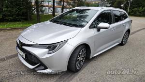 Grey Toyota Corolla 2020 in Tallinn, with an engine capacity of 1.20 L and mileage of 154 thousand km for 11800 €, photo 4 on AUTOMOTO.COM.LV