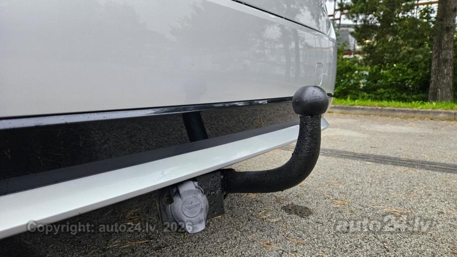Grey Toyota Corolla 2020 in Tallinn, with an engine capacity of 1.20 L and mileage of 154 thousand km for 11800 €, photo 13 on AUTOMOTO.COM.LV