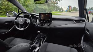 Grey Toyota Corolla 2020 in Tallinn, with an engine capacity of 1.20 L and mileage of 154 thousand km for 11800 €, photo 16 on AUTOMOTO.COM.LV