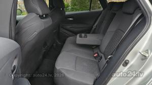 Grey Toyota Corolla 2020 in Tallinn, with an engine capacity of 1.20 L and mileage of 154 thousand km for 11800 €, photo 20 on AUTOMOTO.COM.LV