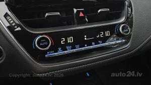 Grey Toyota Corolla 2020 in Tallinn, with an engine capacity of 1.20 L and mileage of 154 thousand km for 11800 €, photo 26 on AUTOMOTO.COM.LV