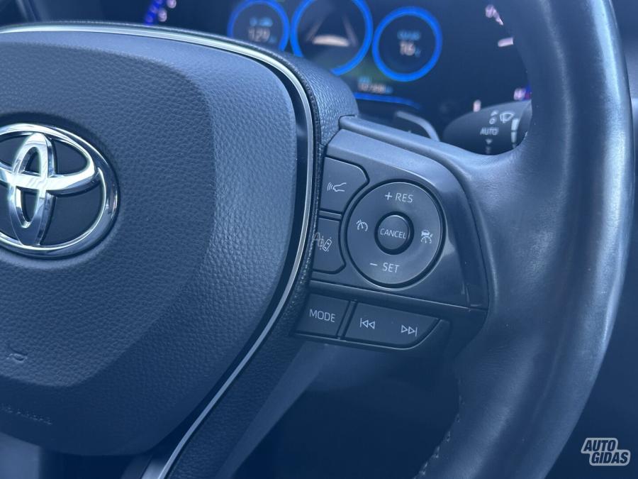 Pelēks Toyota Corolla 2020 Kauņa, ar dzinēja tilpumu 2.00 L un nobraukumu 147 tūkst. km par 18992 €, foto 20 vietnē AUTOMOTO.COM.LV