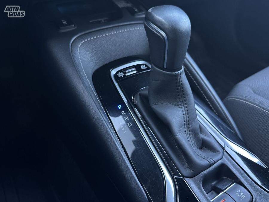 Pelēks Toyota Corolla 2020 Kauņa, ar dzinēja tilpumu 2.00 L un nobraukumu 147 tūkst. km par 18992 €, foto 30 vietnē AUTOMOTO.COM.LV