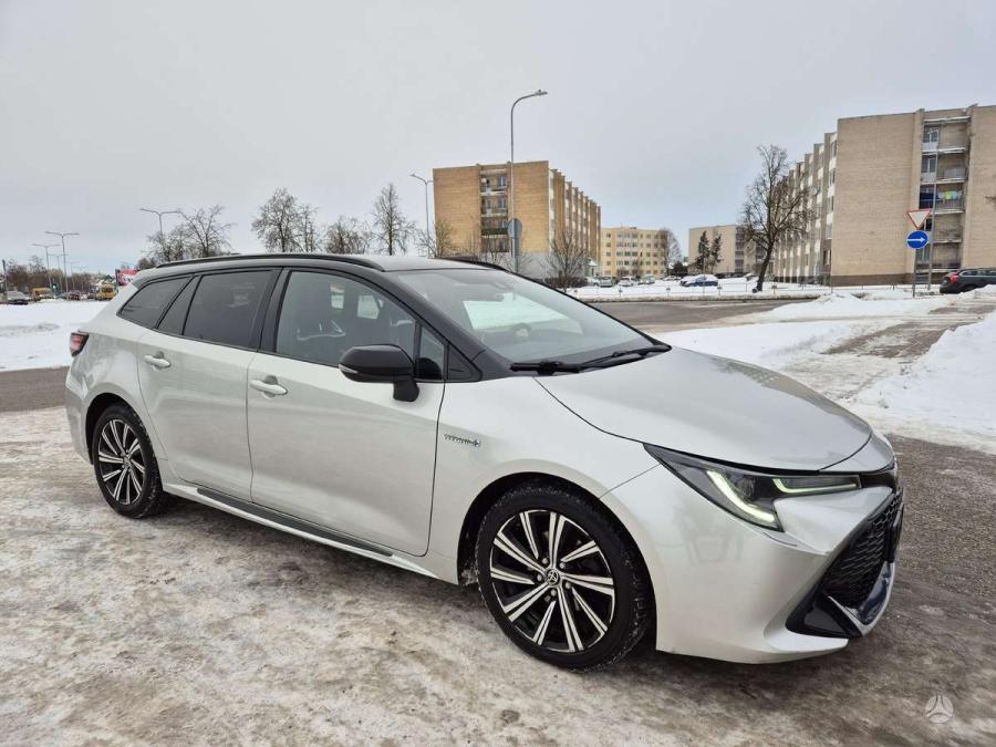 Pelēks Toyota Corolla 2021 Panevēža, ar dzinēja tilpumu 1.80 L un nobraukumu 389 tūkst. km par 12800 €, foto 6 vietnē AUTOMOTO.COM.LV