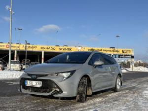 Grey Toyota Corolla 2021 in Vilnius, with an engine capacity of 1.99 L and mileage of 137 thousand km for 19900 €, photo 2 on AUTOMOTO.COM.LV