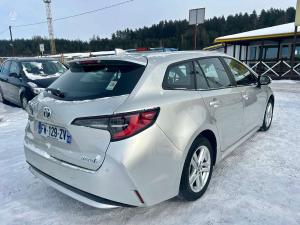 Grey Toyota Corolla 2021 in Vilnius, with an engine capacity of 1.80 L and mileage of 139 thousand km for 17900 €, photo 2 on AUTOMOTO.COM.LV