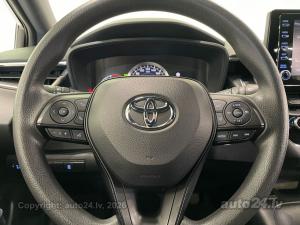 Pelēks Toyota Corolla 2021 Tallina, ar dzinēja tilpumu 1.80 L un nobraukumu 73 tūkst. km par 16490 €, foto 14 vietnē AUTOMOTO.COM.LV