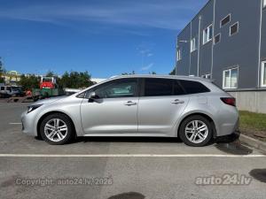 Grey Toyota Corolla 2021 in Tallinn, with an engine capacity of 1.20 L and mileage of 174 thousand km for 13640 €, photo 4 on AUTOMOTO.COM.LV