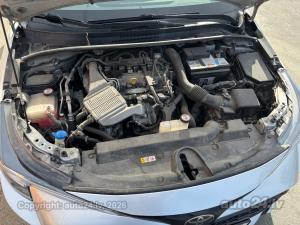 Grey Toyota Corolla 2021 in Tallinn, with an engine capacity of 1.20 L and mileage of 174 thousand km for 13640 €, photo 8 on AUTOMOTO.COM.LV