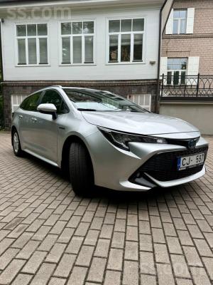 Grey Toyota Corolla 2021 in Riga, with an engine capacity of 1.80 L and mileage of 118 thousand km for 16500 €, photo 4 on AUTOMOTO.COM.LV