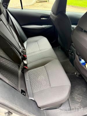 Grey Toyota Corolla 2021 in Riga, with an engine capacity of 1.80 L and mileage of 118 thousand km for 16500 €, photo 11 on AUTOMOTO.COM.LV