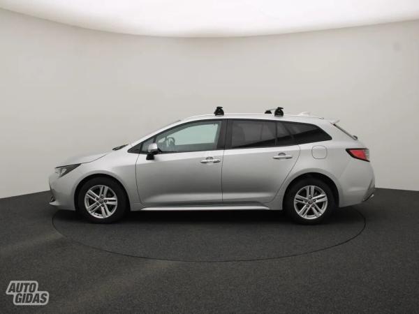 Grey Toyota Corolla 2021 in Vilnius, with an engine capacity of 1.20 L and mileage of 189 thousand km for 12199 €, photo 6 on AUTOMOTO.COM.LV