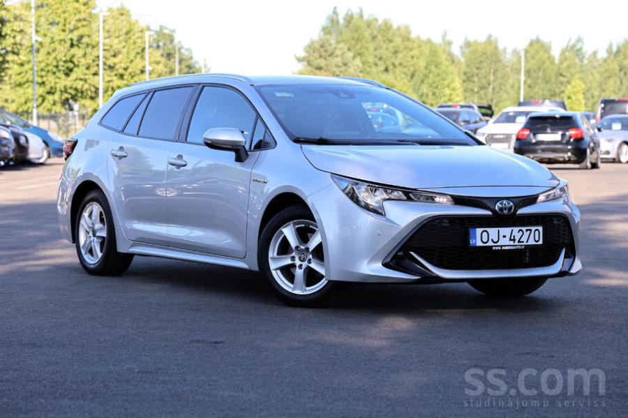 Pelēks Toyota Corolla 2021 Jelgava, ar dzinēja tilpumu 1.80 L un nobraukumu 0 tūkst. km par 16850 €, foto 4 vietnē AUTOMOTO.COM.LV