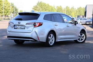 Pelēks Toyota Corolla 2021 Jelgava, ar dzinēja tilpumu 1.80 L un nobraukumu 0 tūkst. km par 16850 €, foto 5 vietnē AUTOMOTO.COM.LV