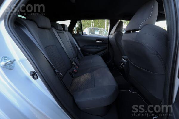 Grey Toyota Corolla 2021 in Jelgava, with an engine capacity of 1.80 L and mileage of 0 thousand km for 16850 €, photo 10 on AUTOMOTO.COM.LV