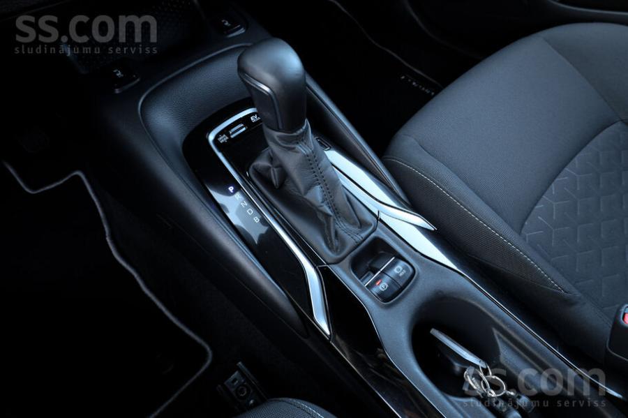Pelēks Toyota Corolla 2021 Jelgava, ar dzinēja tilpumu 1.80 L un nobraukumu 0 tūkst. km par 16850 €, foto 19 vietnē AUTOMOTO.COM.LV