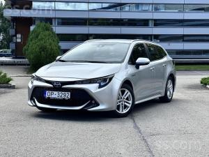 Grey Toyota Corolla 2021 in Riga, with an engine capacity of 1.80 L and mileage of 69 thousand km for 17850 €, photo 7 on AUTOMOTO.COM.LV