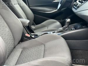 Grey Toyota Corolla 2021 in Riga, with an engine capacity of 1.80 L and mileage of 69 thousand km for 17850 €, photo 14 on AUTOMOTO.COM.LV