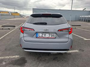Grey Toyota Corolla 2021 in Vilnius, with an engine capacity of 1.20 L and mileage of 125 thousand km for 14900 €, photo 7 on AUTOMOTO.COM.LV