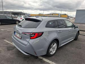 Grey Toyota Corolla 2021 in Vilnius, with an engine capacity of 1.20 L and mileage of 125 thousand km for 14900 €, photo 8 on AUTOMOTO.COM.LV