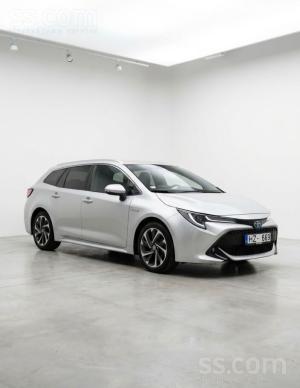 Серый Тойота Королла 2021 в Рига, объемом двигателя 1.80 л и пробегом 196 тыс. км за 14999 €, фото  на AUTOMOTO.COM.LV