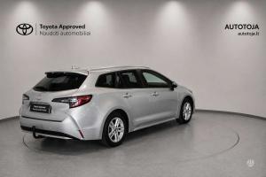 Grey Toyota Corolla 2021 in Kaunas, with an engine capacity of 1.20 L and mileage of 113 thousand km for 14900 €, photo 3 on AUTOMOTO.COM.LV