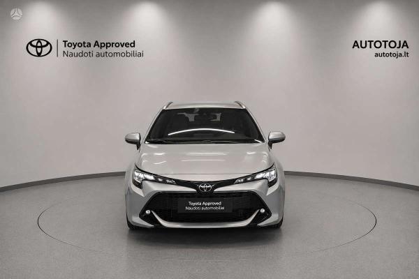 Grey Toyota Corolla 2021 in Kaunas, with an engine capacity of 1.20 L and mileage of 113 thousand km for 14900 €, photo 5 on AUTOMOTO.COM.LV