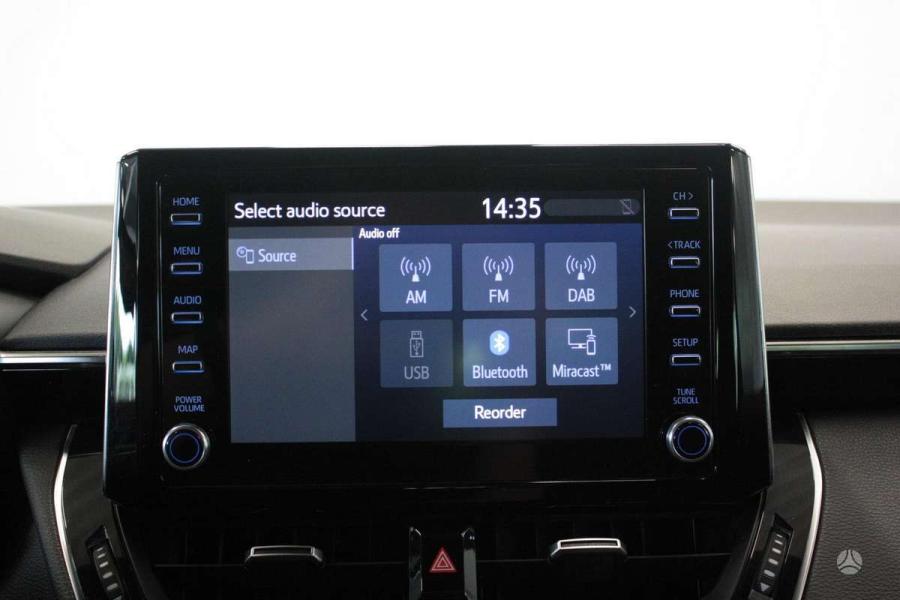 Grey Toyota Corolla 2021 in Kaunas, with an engine capacity of 1.20 L and mileage of 113 thousand km for 14900 €, photo 27 on AUTOMOTO.COM.LV