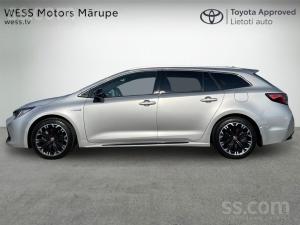 Grey Toyota Corolla 2021 in Riga, with an engine capacity of 2.00 L and mileage of 122 thousand km for 25990 €, photo 4 on AUTOMOTO.COM.LV